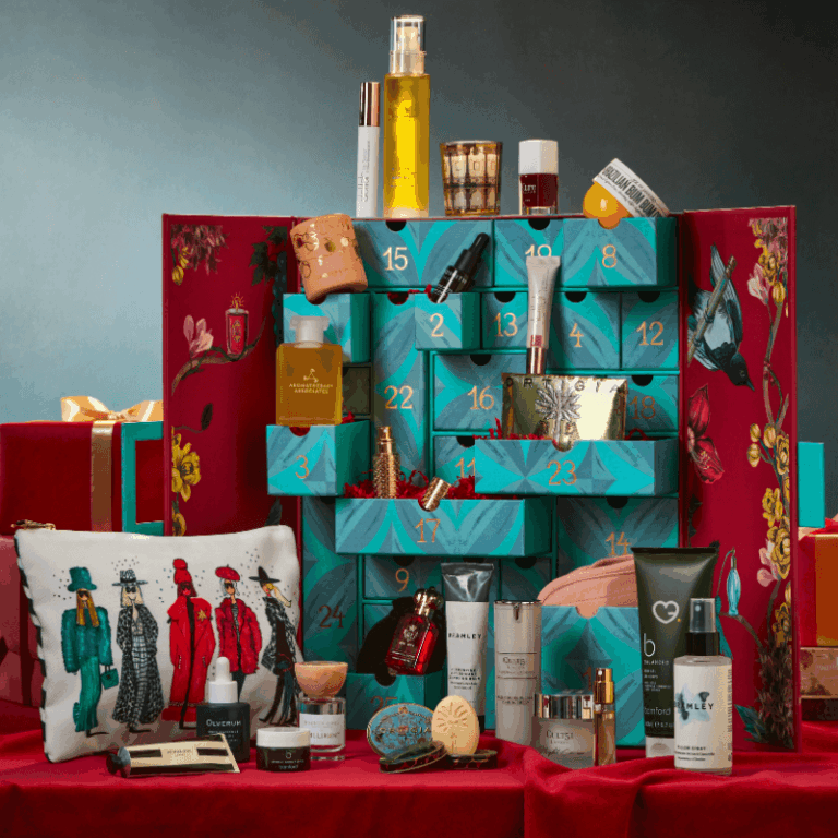 Vogue Advent Calendar 2025 - 32 Luxury Beauty Surprises